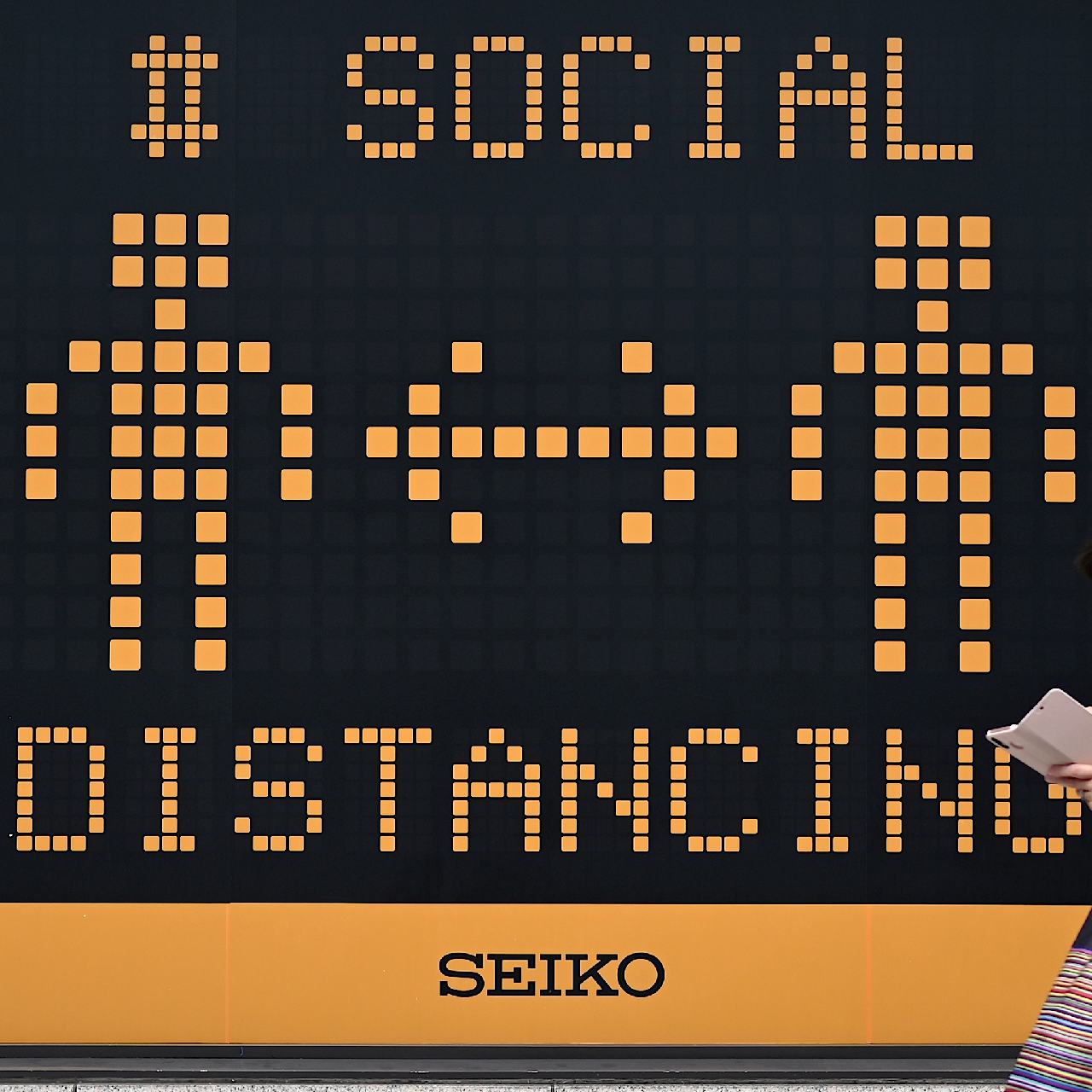 What types of social settings have been linked to COVID-19 outbreaks ...