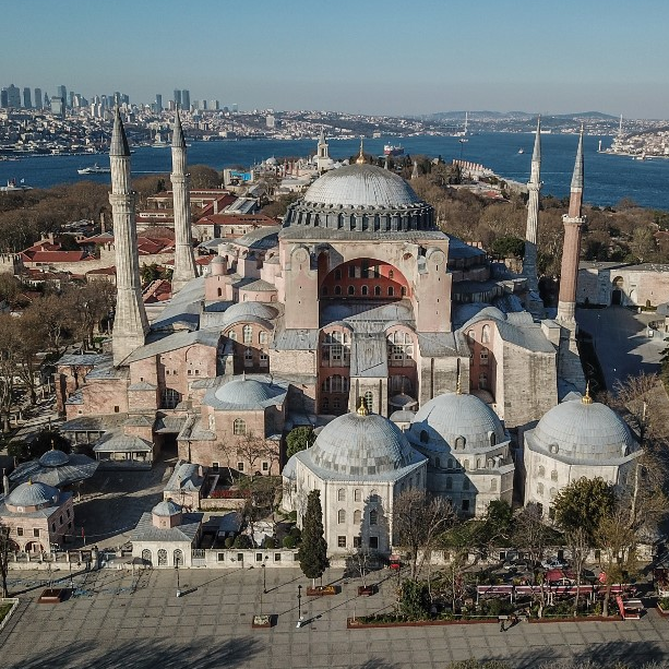 Pope Francis 'very distressed' over Hagia Sophia - CGTN