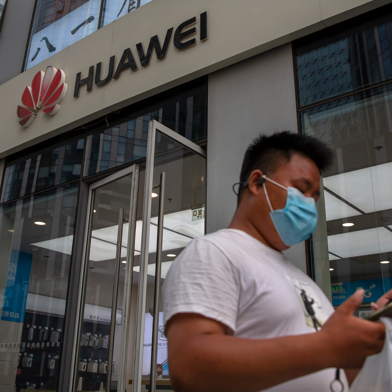 How Huawei's European growth started in the UK - CGTN