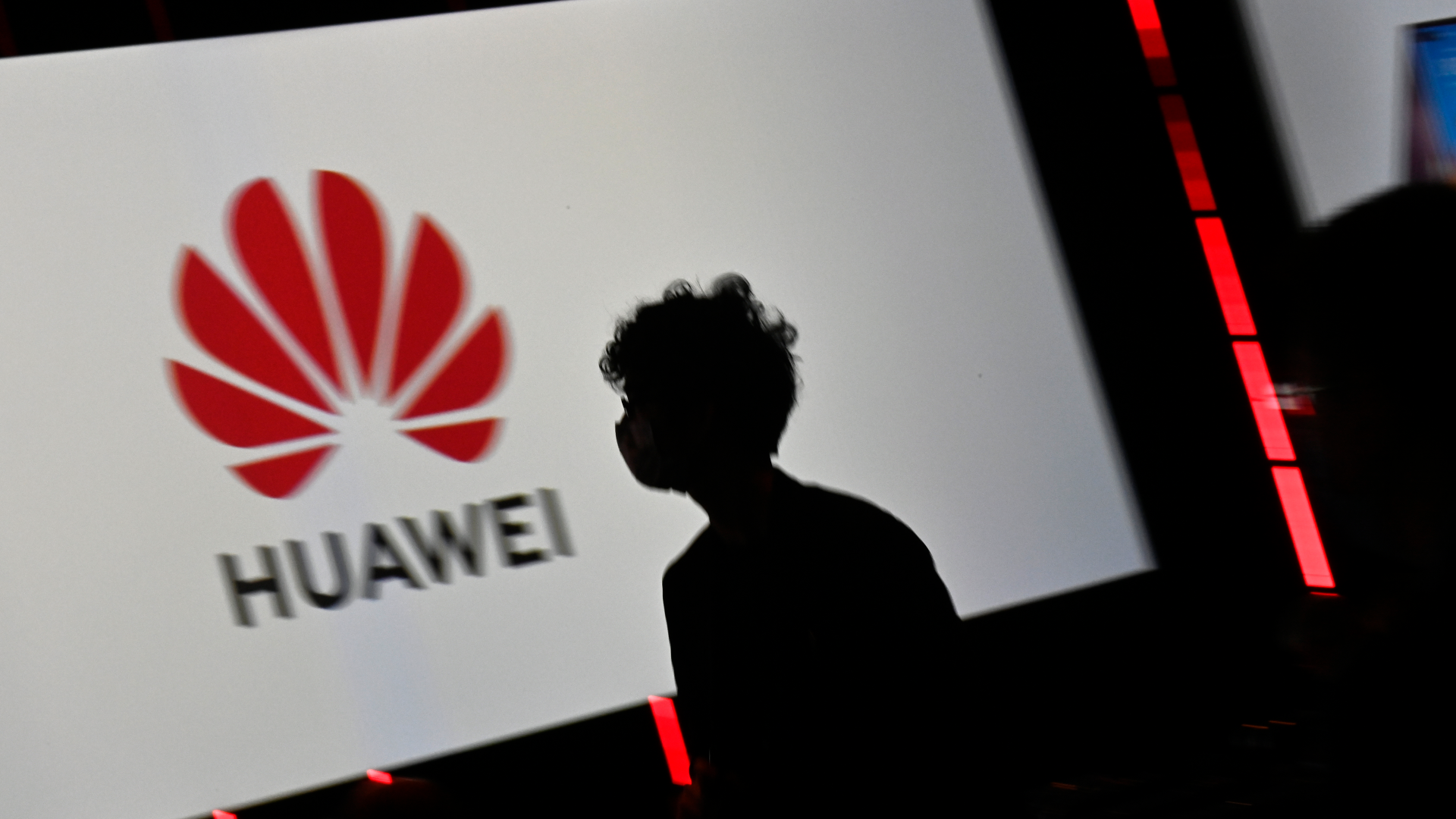 Huawei ban from UK's 5G network risks $23.6bn economic hit - report - CGTN