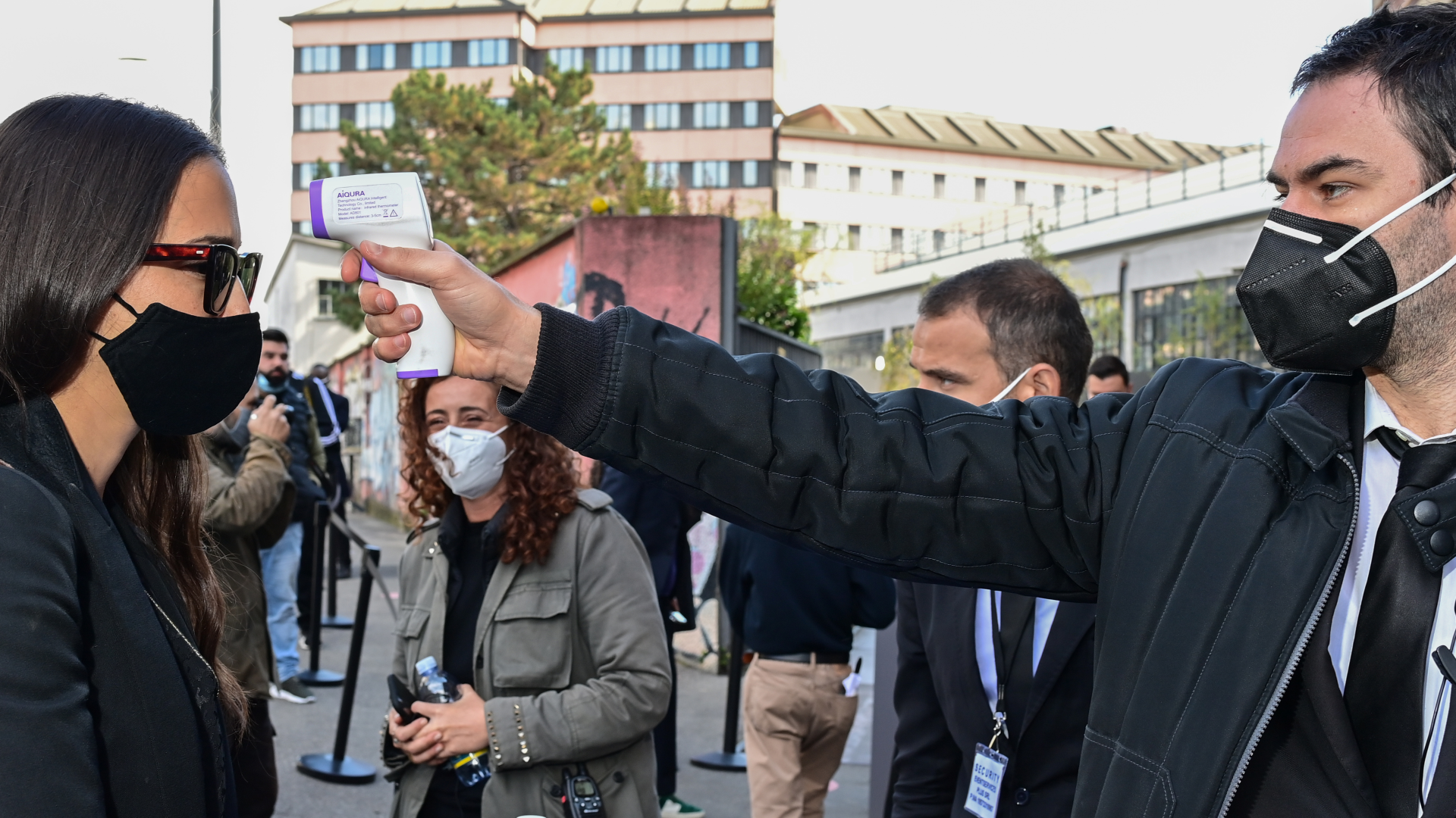 Face masks and discipline key to Italy's COVID-19 success, says expert ...