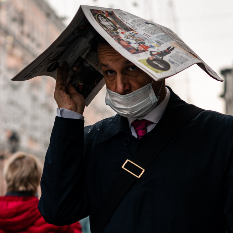 Here's why you should carry an extra face mask when it's raining - CGTN