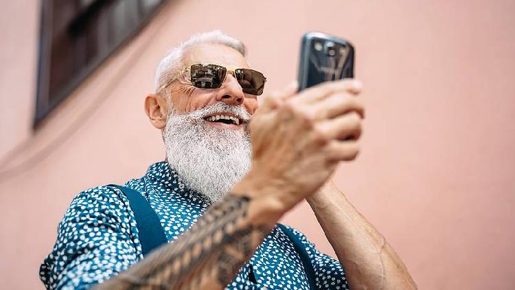 How close are we to radical life extension - and is it a good idea? - CGTN