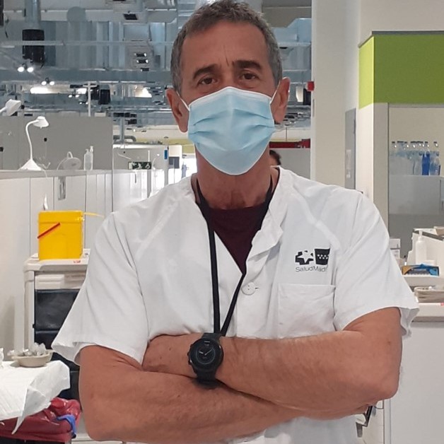 Meet Spain's most famous COVID-19 doctor - CGTN