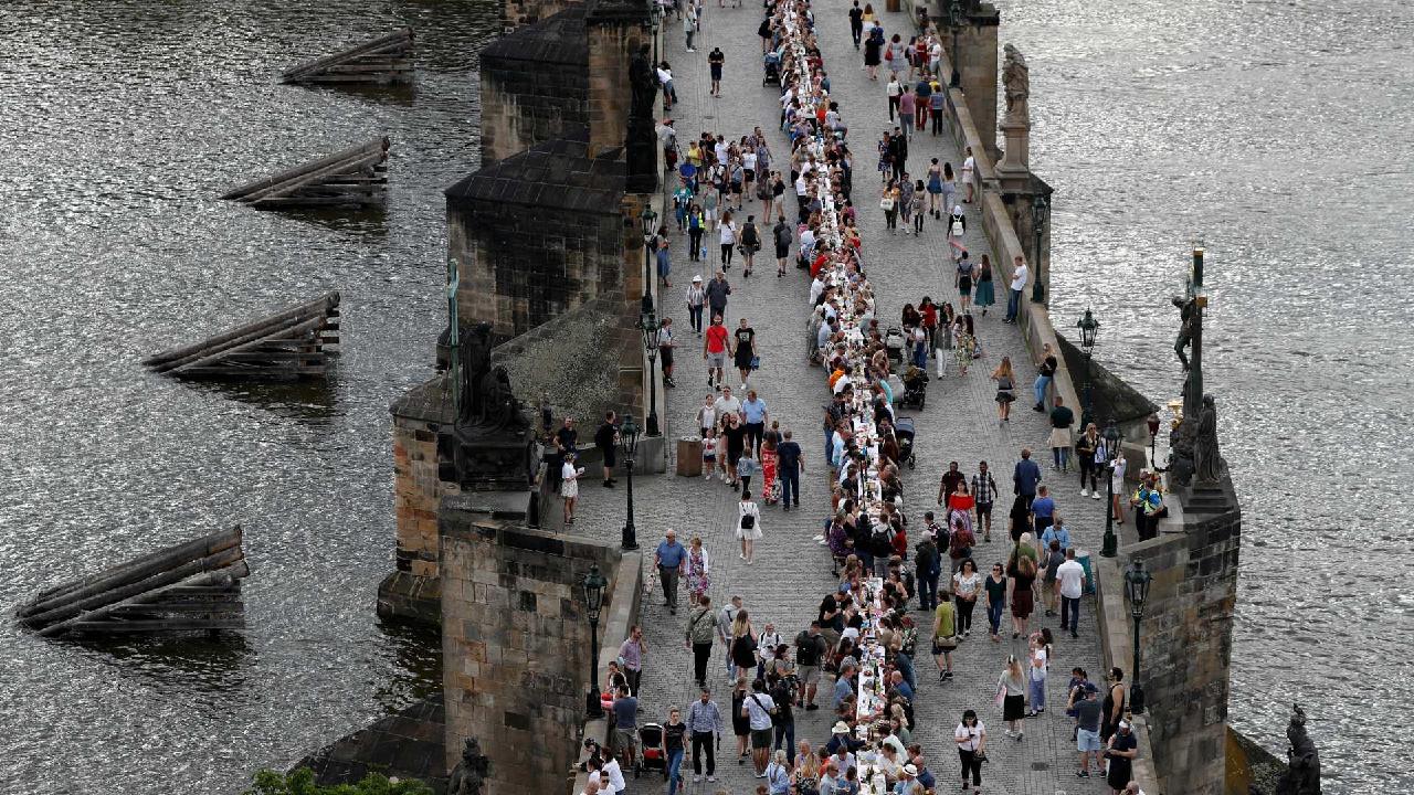 A year on from the 'end of pandemic' street party across Prague bridge ...