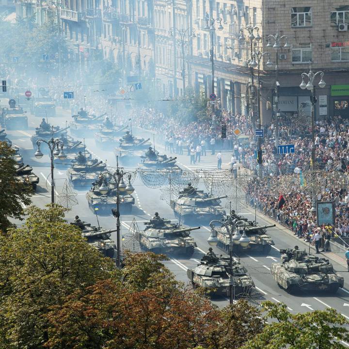 Ukraine marks Independence Day and vows to take back Crimea - CGTN