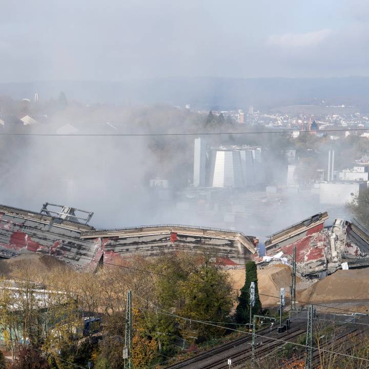 Demolition! German autobahn bridge goes up in smoke - CGTN