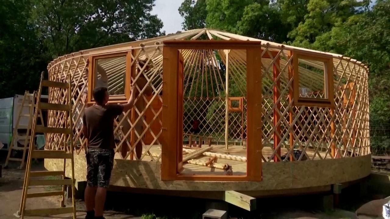 Yurts reflect the past and battle cost of living crisis in Hungary - CGTN