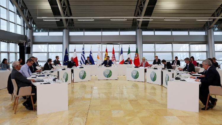 New pipeline to carry green hydrogen between Spain and France - CGTN