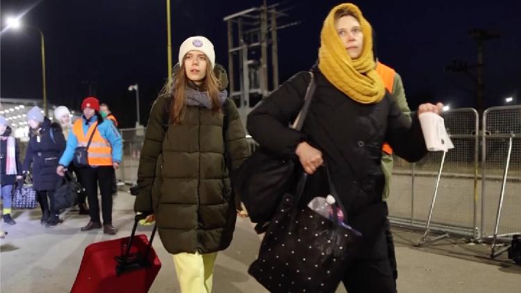 Ukrainian refugees in Hungary long to return 'when the war is over' - CGTN