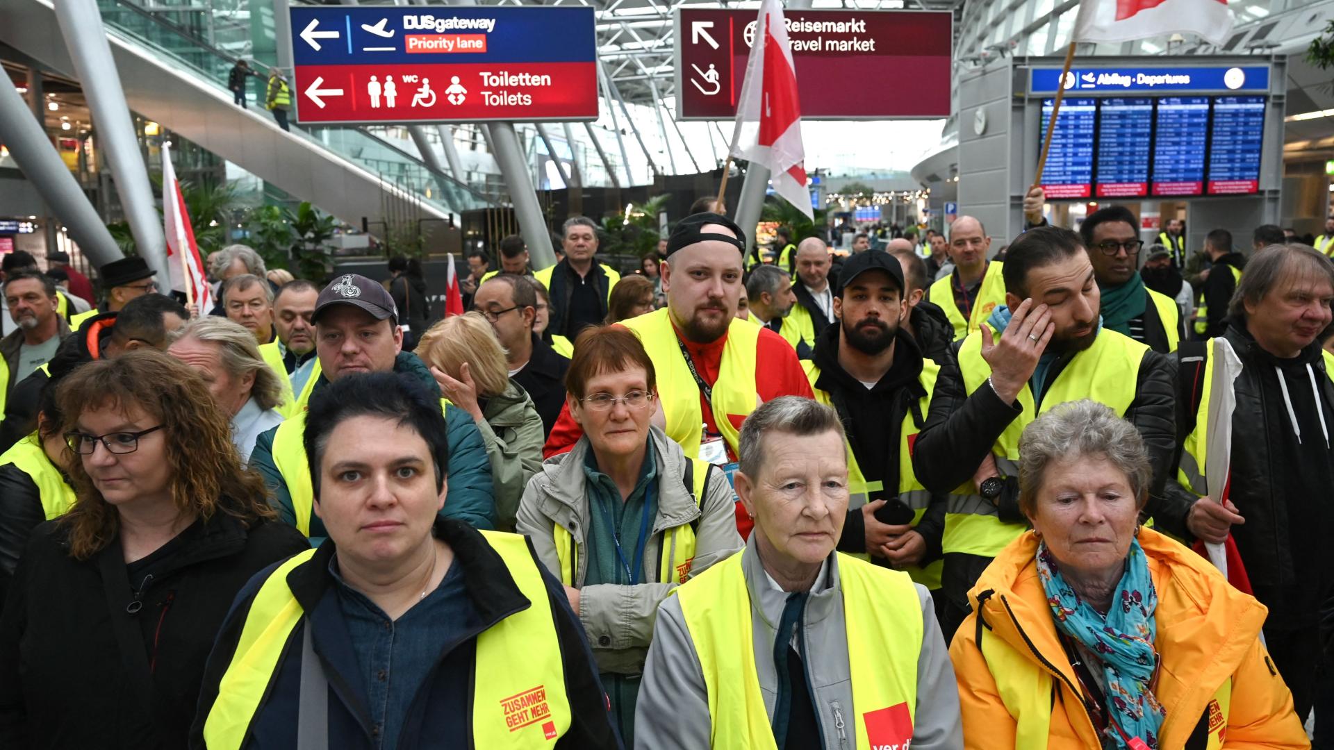 Germany braced for chaos as transport strikes bring country to a halt ...
