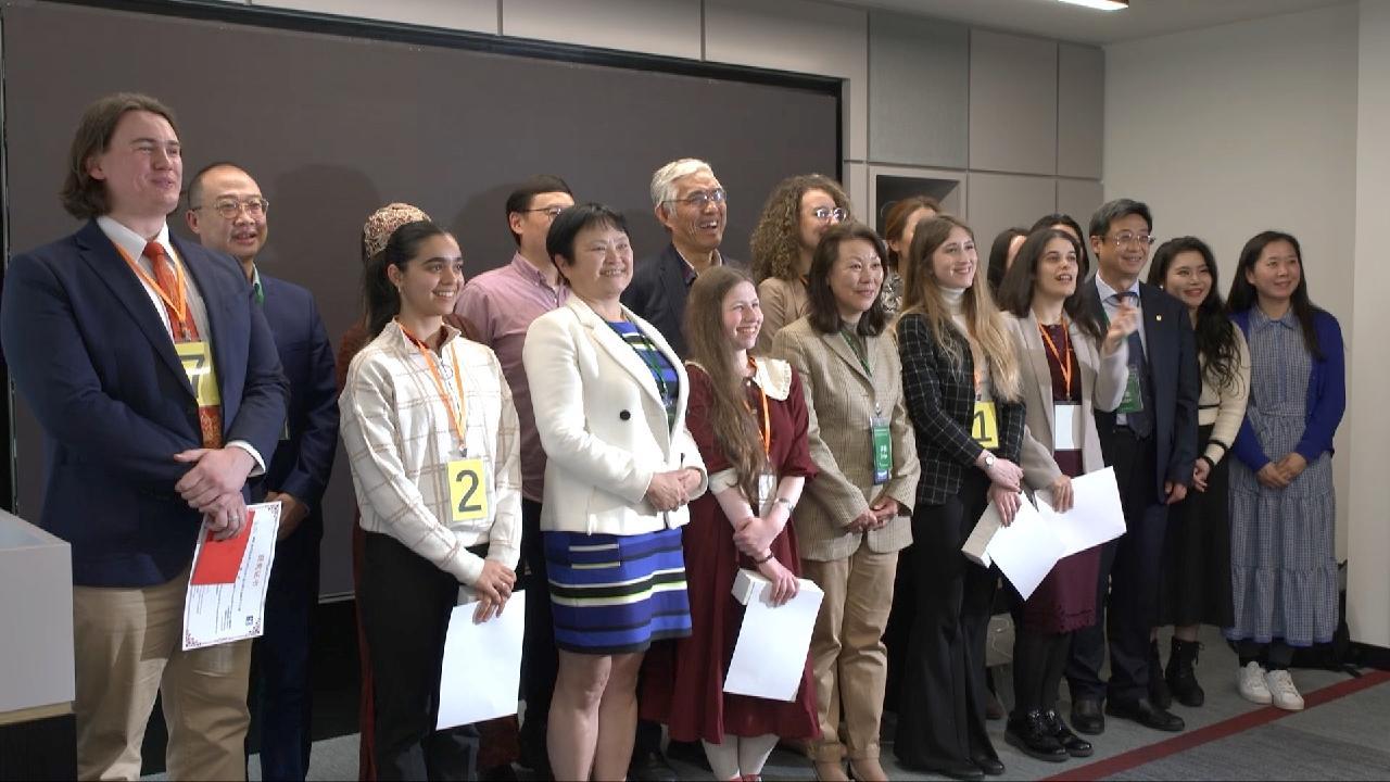 Combining business and pleasure at Mandarin competition for students - CGTN
