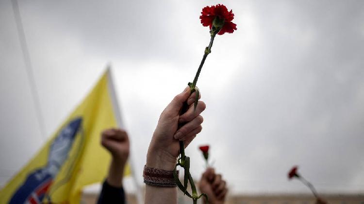 Peaceful but angry: Greek May Day demo over cost-of-living crisis - CGTN