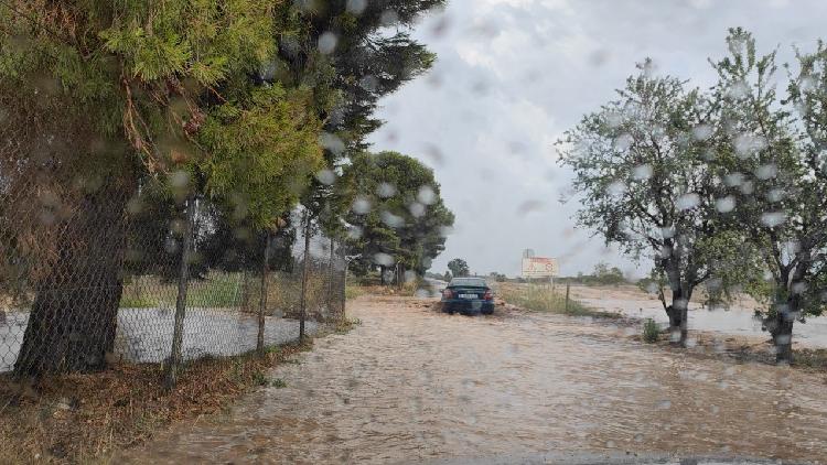 Heavy rains cause floods in Spain's Zaragoza - CGTN