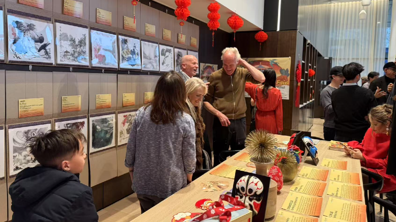 Fantastic Beijing Fair opens in London, celebrating Chinese culture - CGTN