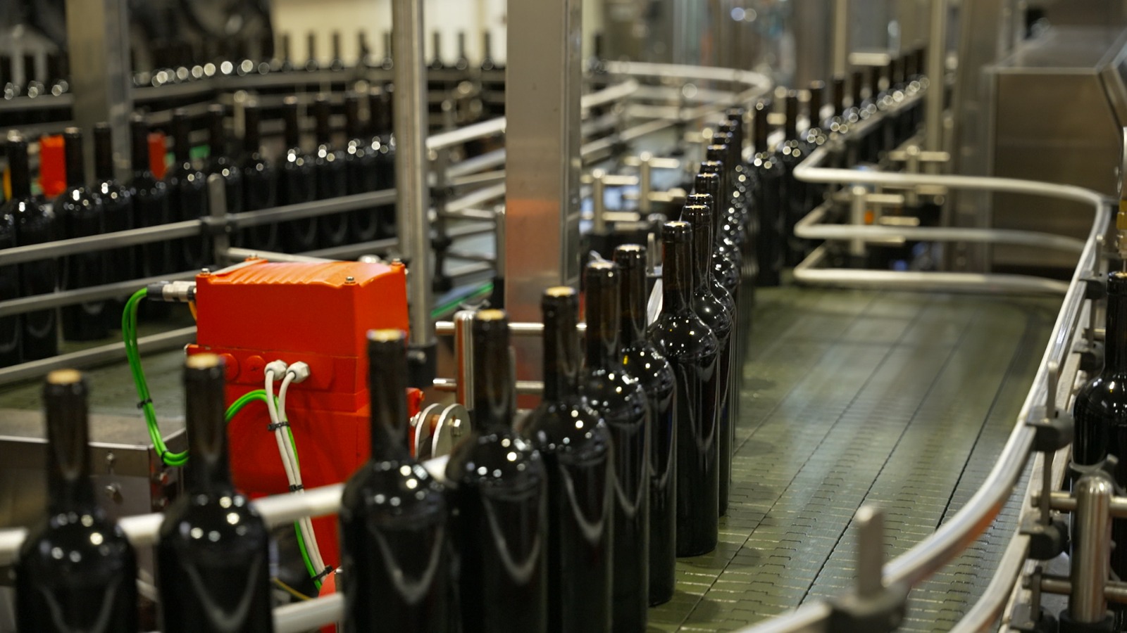 Spanish winemakers uncork sweeter, simpler new wines in Shanghai - CGTN