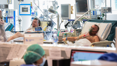 Italy turns to the army to help assemble life-saving ventilators - CGTN