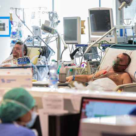 Italy turns to the army to help assemble life-saving ventilators - CGTN