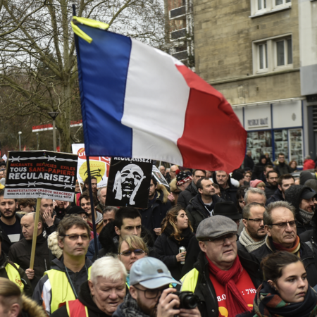 French strike talks falter as women say reforms will hit them hardest ...