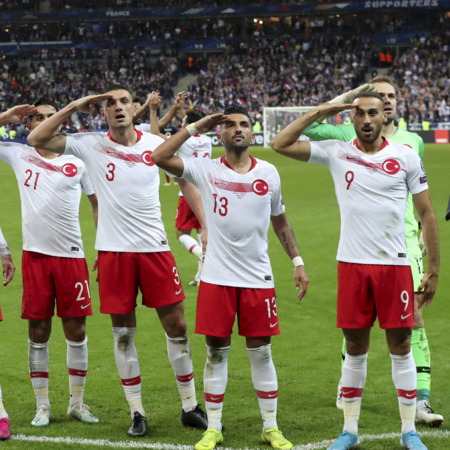 Turkey footballers defy UEFA with military salute - CGTN