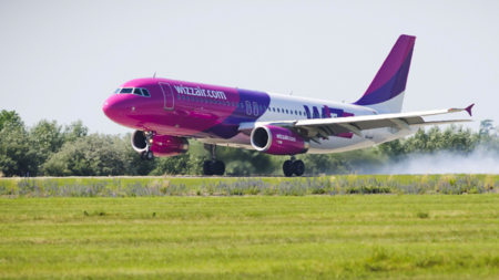 Wizz Air announces return to commercial flights - CGTN